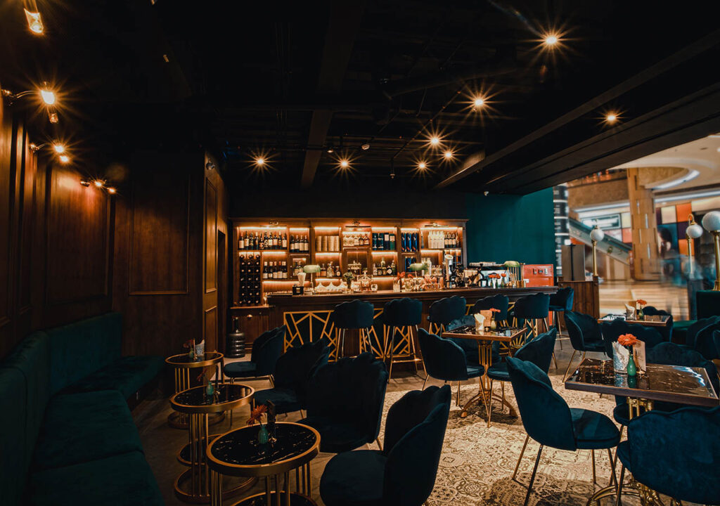 The Bank Bar & Burgers Tawarkan Menu Burger dan Cocktail Berkelas