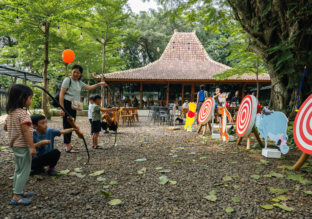 OH!SOME Buka Pop-Up Store Bertema Disney Winnie the Pooh